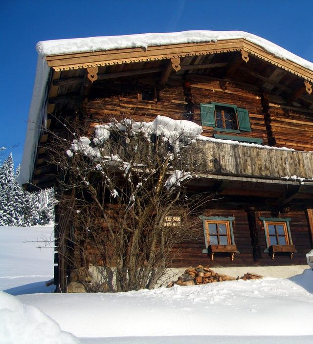 Chalets - Cabins and Chalets in the Alps